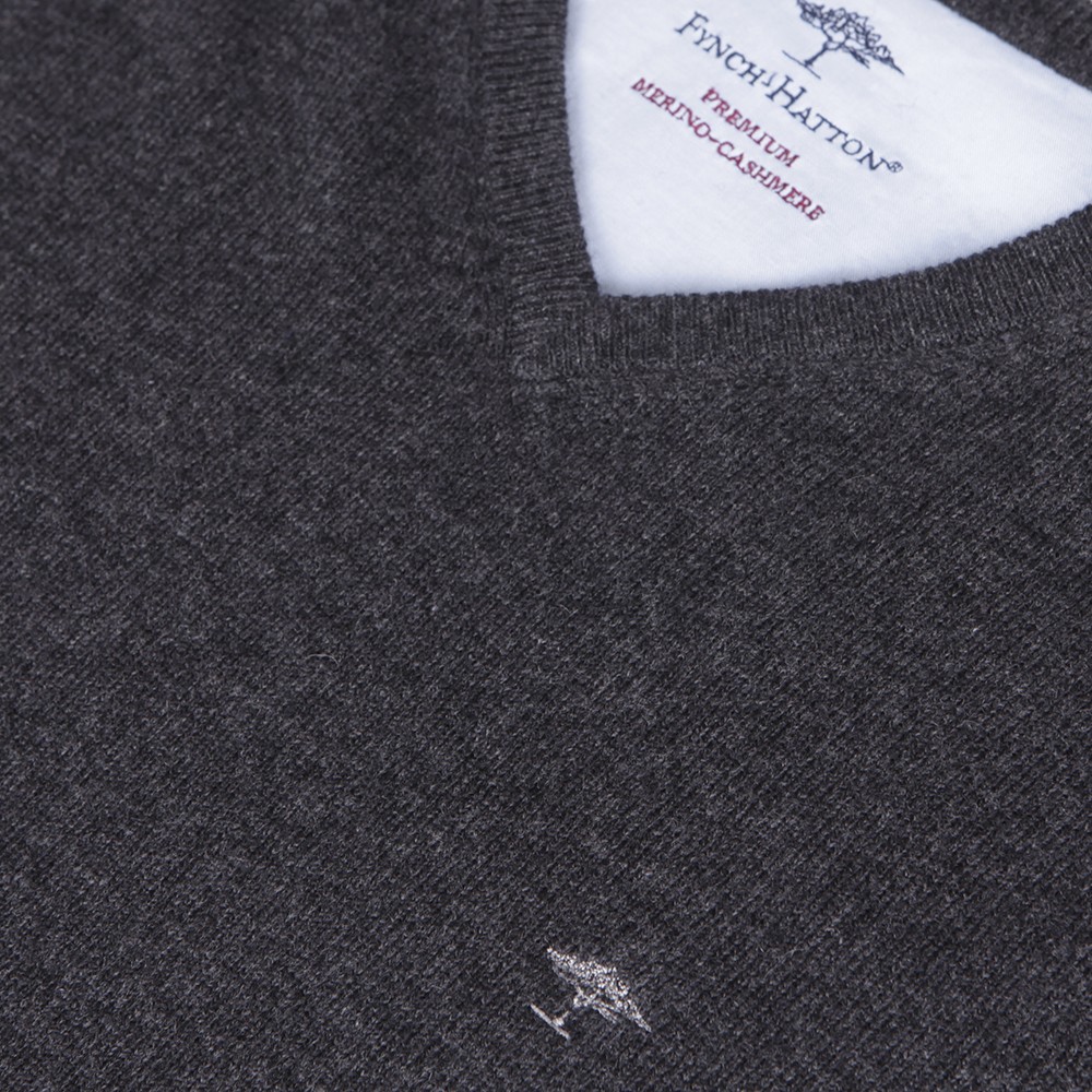 Fynch Hatton Merino Cashmere Anthra V Neck Jumper | Masdings
