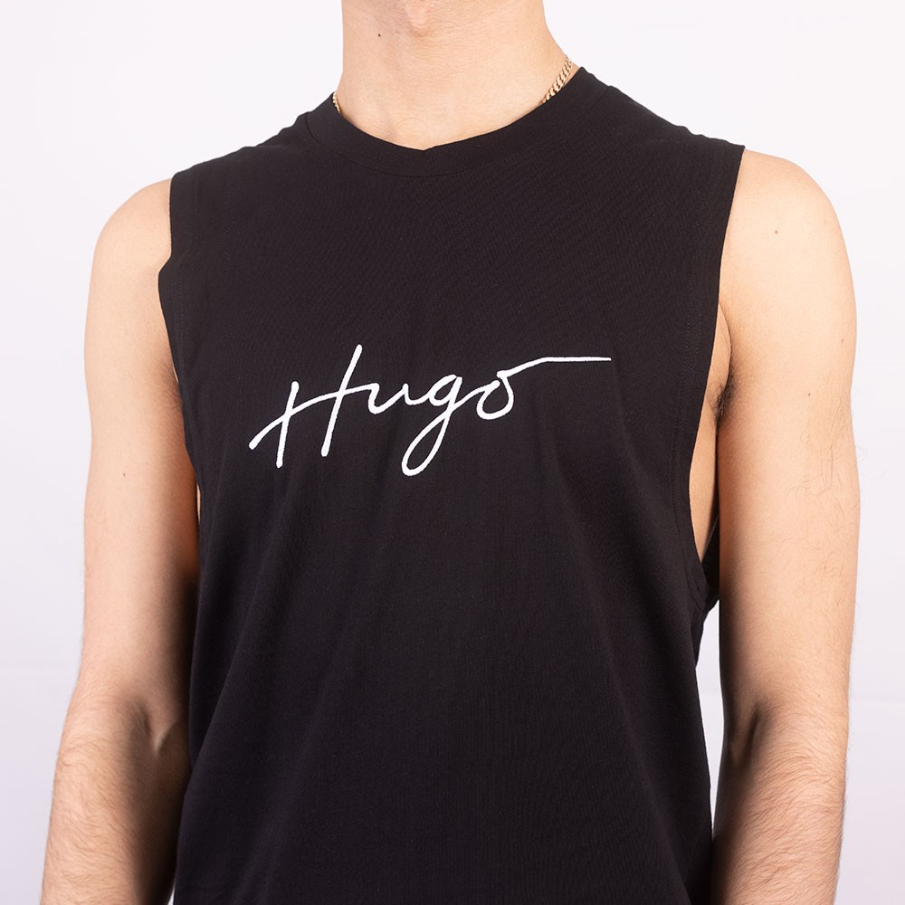HUGO Signature Vest | Oxygen Clothing
